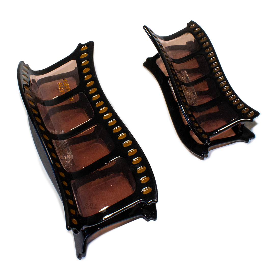 Open media 1 in modal