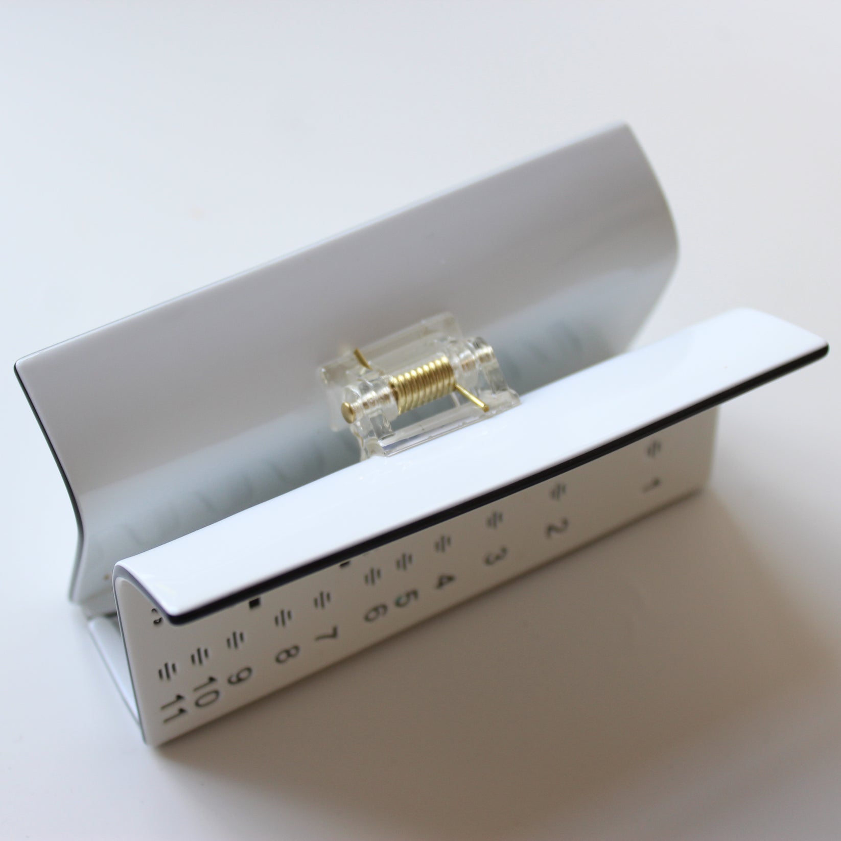 Vision Chart Hair Claw – artistcolette